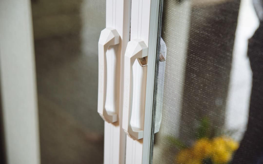 Retractable Screens and Awnings | SCREENS of Northern California